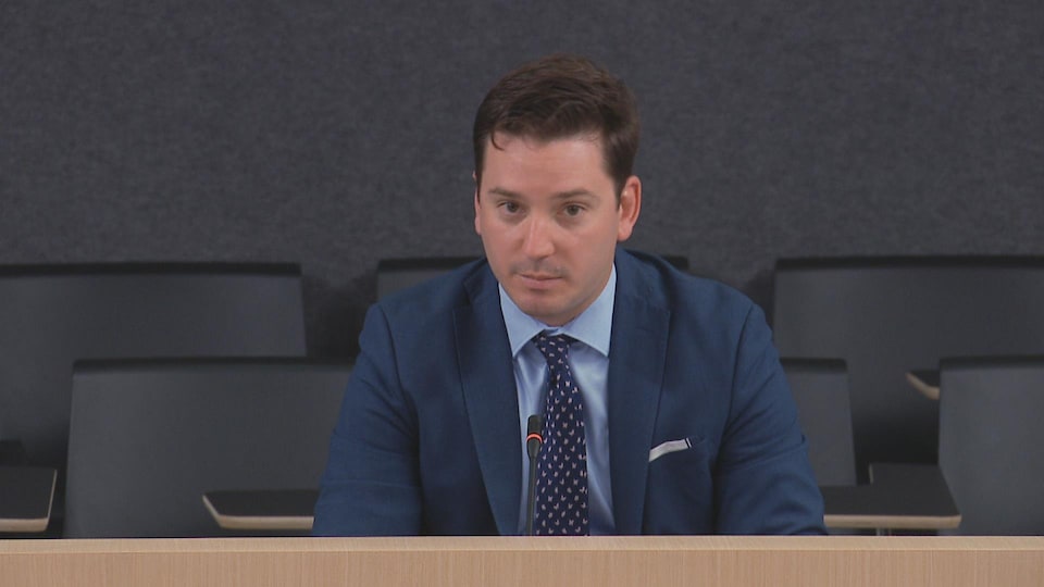 Les crédits voyage financent les compagnies aériennes | Coronavirus ...