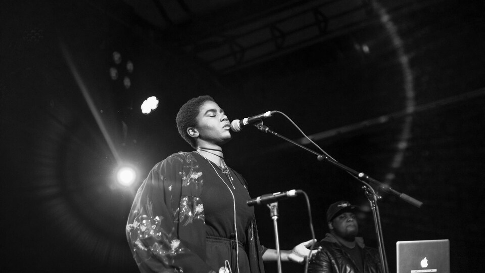 La chanteuse Karimah en spectacle au Centre Bell