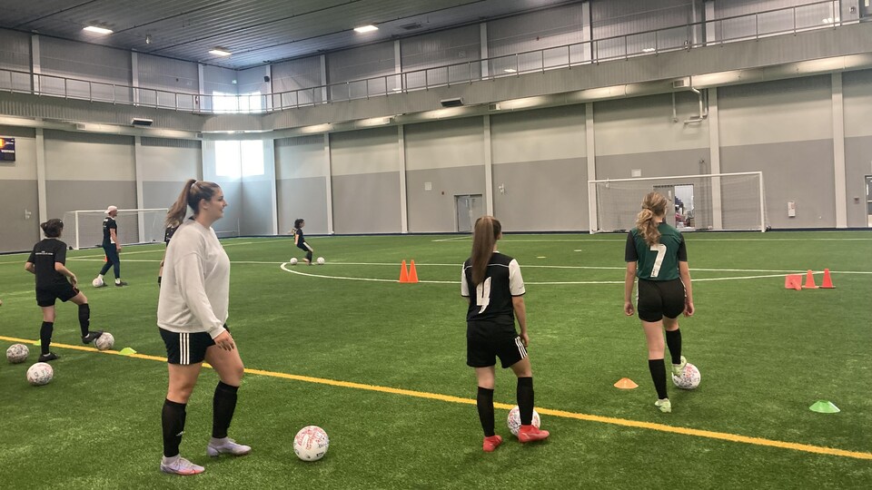 L﻿e Stade de soccer Saguenay maintenant accessible | Radio-Canada.ca