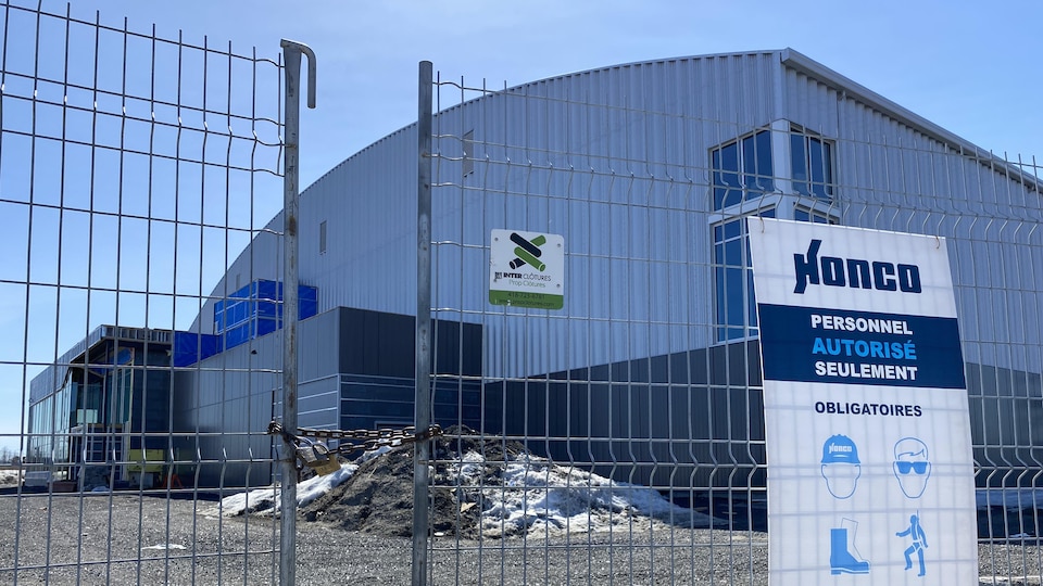 Stade de soccer Saguenay : une gestion conjointe avec Le Venturi prévue ...