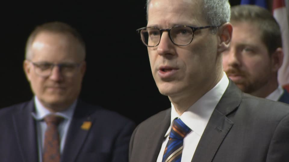 Emplacement du nouveau quartier général du SPVG : le conseil municipal ...