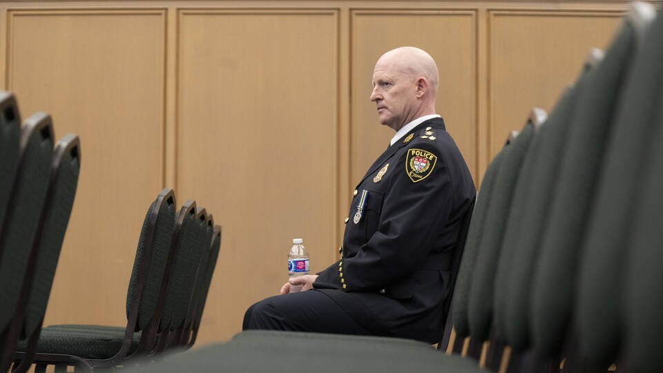 Commission Rouleau : la résistance des camionneurs a pris la police par ...