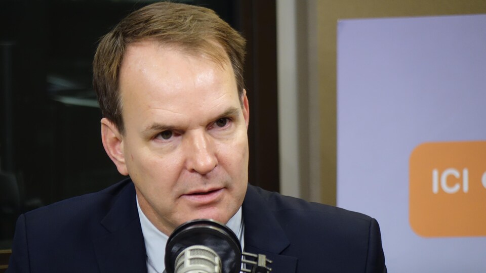 Steven Mackinnon réagit aux propos du Vérificateur général du Canada ...