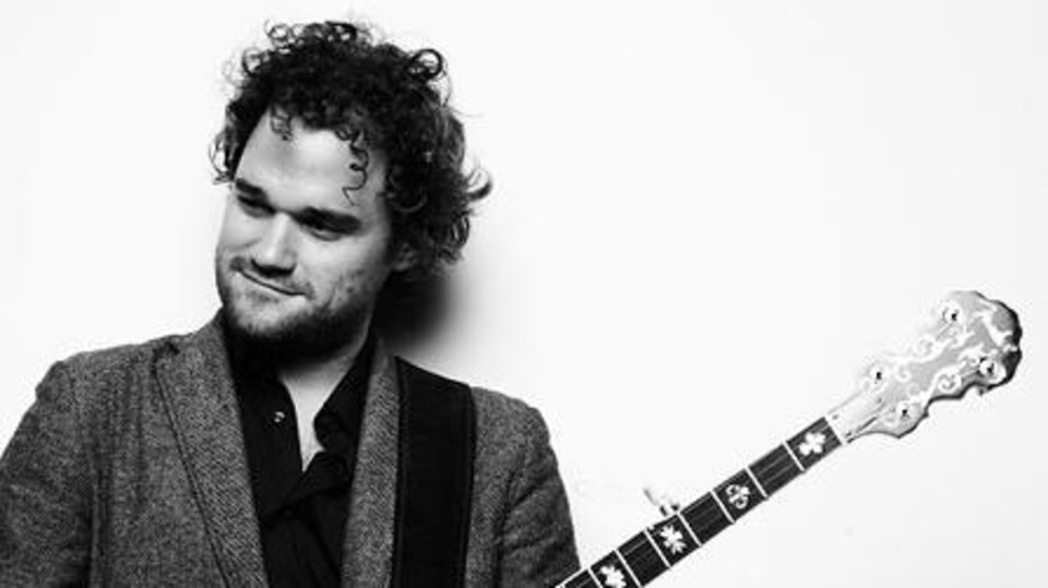 Thomas Hellman en spectacle à Matane, Petite-Vallée et aux Îles-de-la ...