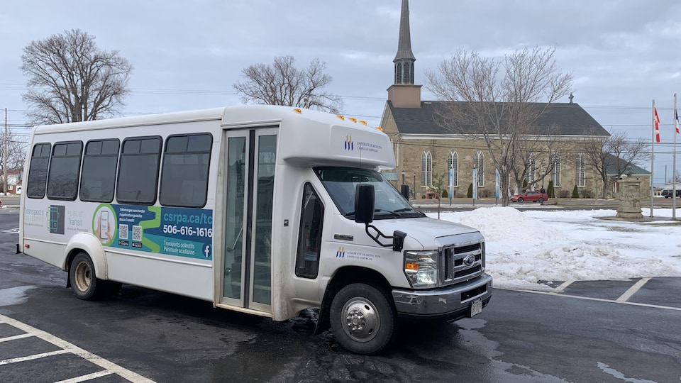 Transport collectif dans la Péninsule acadienne : une jasette avec des ...