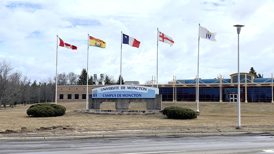 L'Université de Moncton va étudier son possible changement de nom