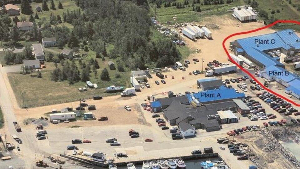 Feu à Val-Comeau : des travailleurs n'en reviennent pas qu'il n'y ait ...