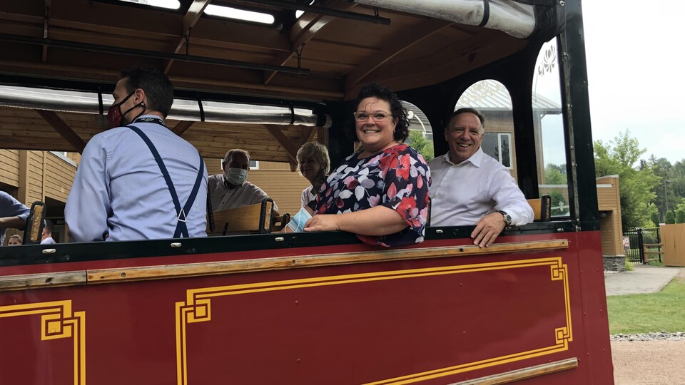 La FIQ a attendu en vain le premier ministre Legault à Val-Jalbert ...