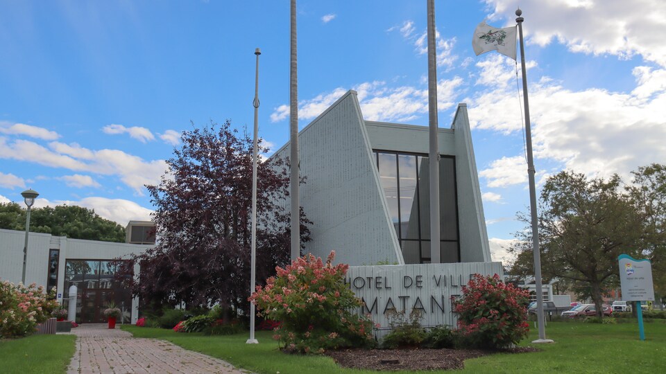 Premier conseil municipal depuis les élections à Matane