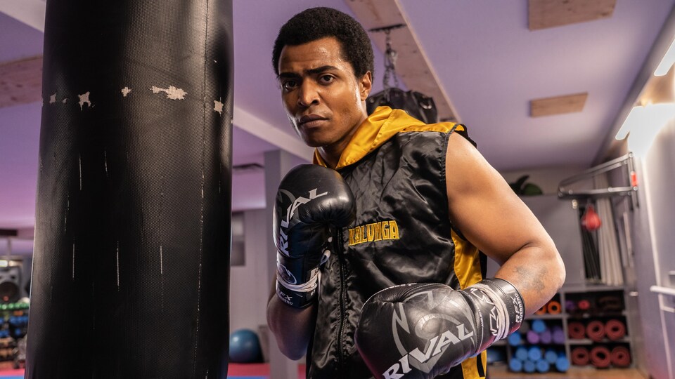 Mponda Kalunga, un boxeur du Yukon, se bat pour faire revivre son sport ...