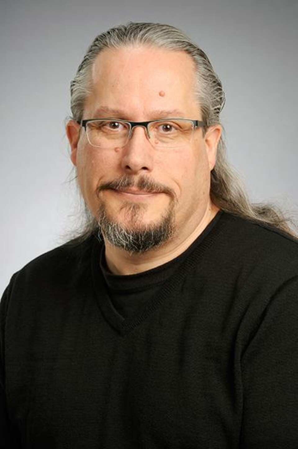 Un musée de Winnipeg vend la reine pour enrichir ses collections ...