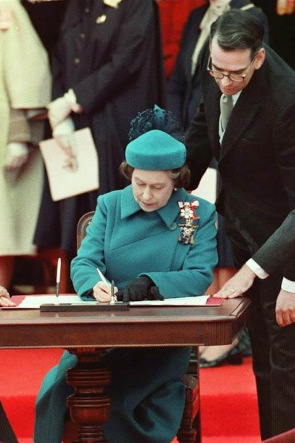 Ottawa : une escale de choix pour la reine Élisabeth II | Radio-Canada.ca