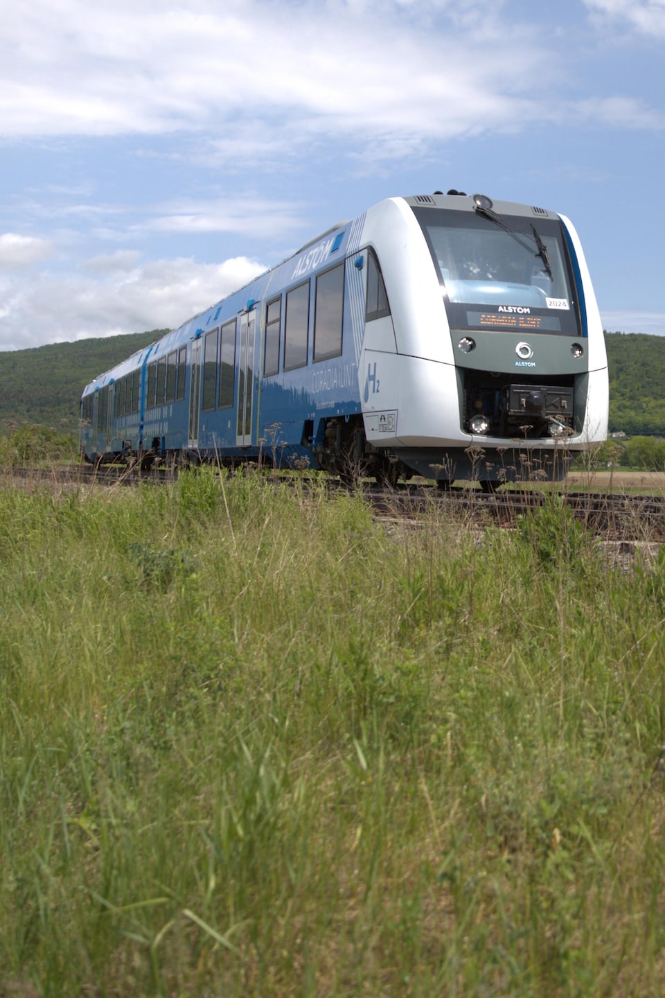 Comment fonctionne le premier train à hydrogène en Amérique | Radio ...