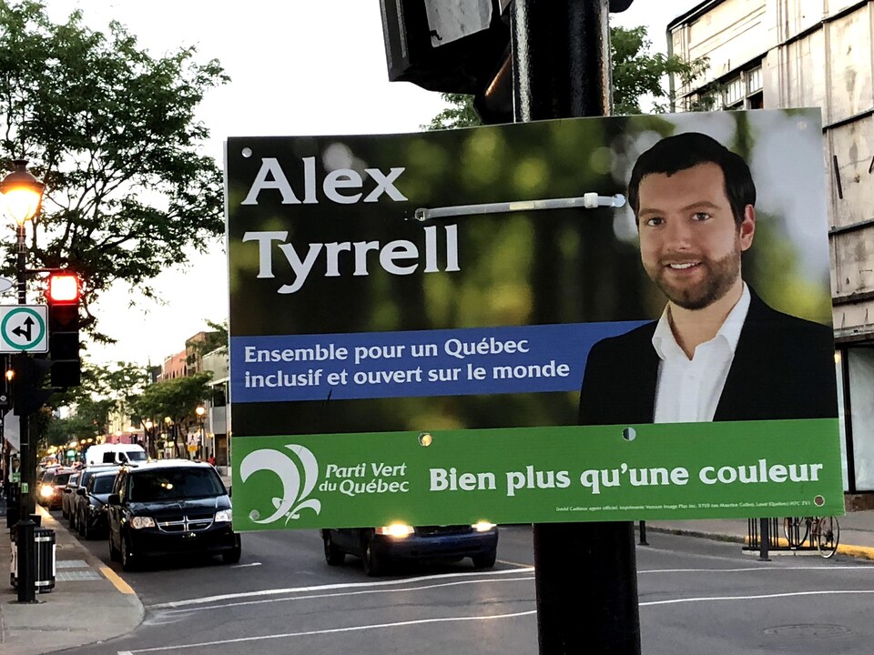 En kayak avec le chef du Parti vert du Québec | Élections Québec 2018 ...