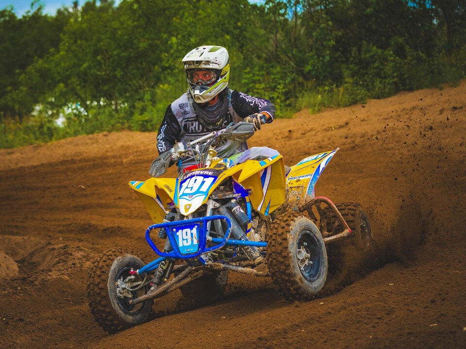 Il capte les exploits de concurrents transportés par l’adrénaline