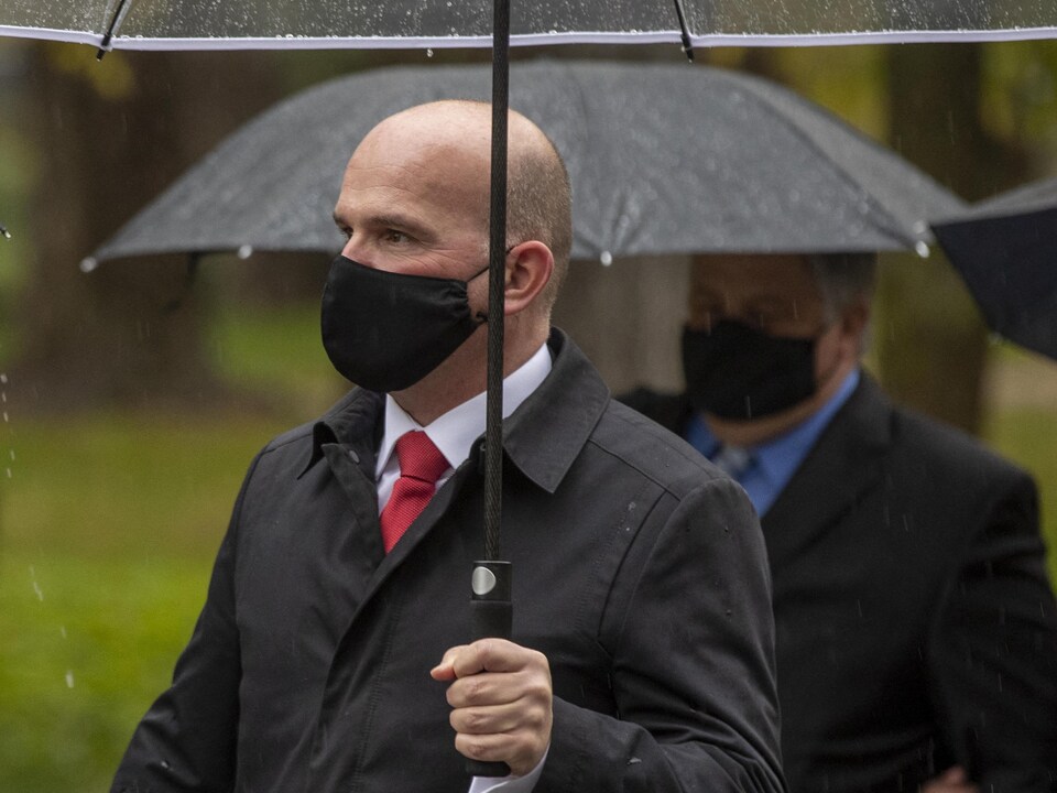 Joly aux Affaires étrangères, Anand à la Défense, Guilbeault à l ...