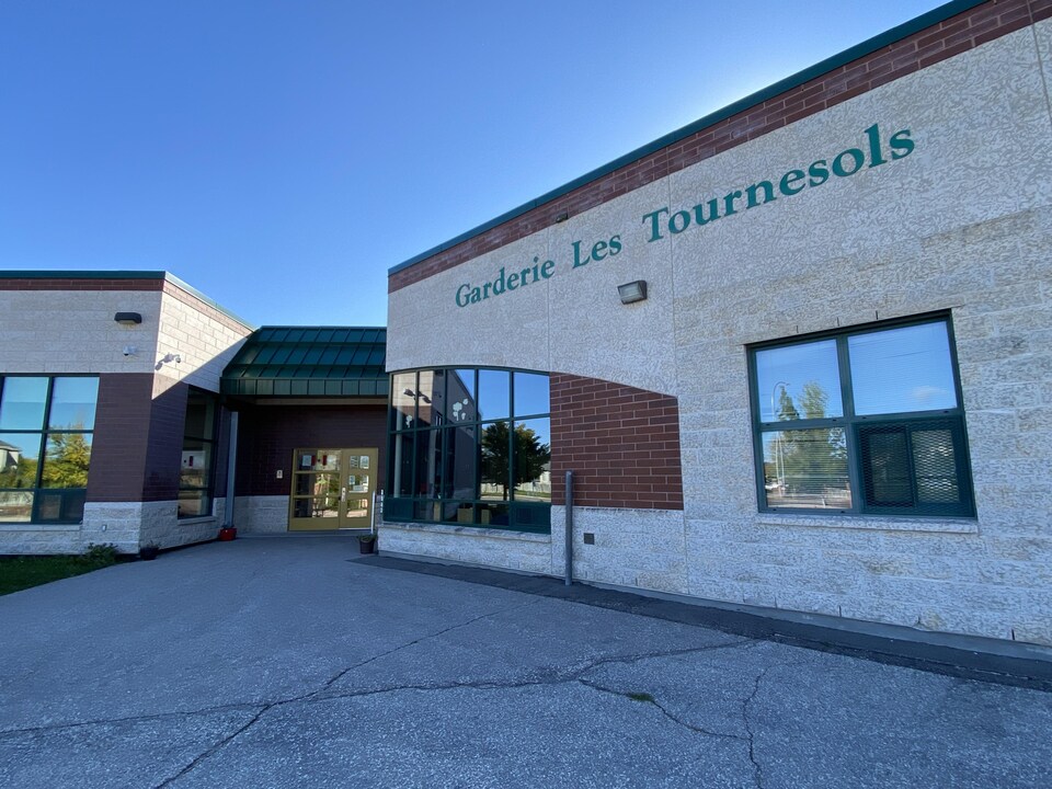 Les éducatrices de la garderie Les Tournesols de Saint-Vital en grève ...