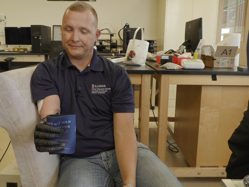 Une interface cutanée qui reproduit la sensation du toucher... même à ...