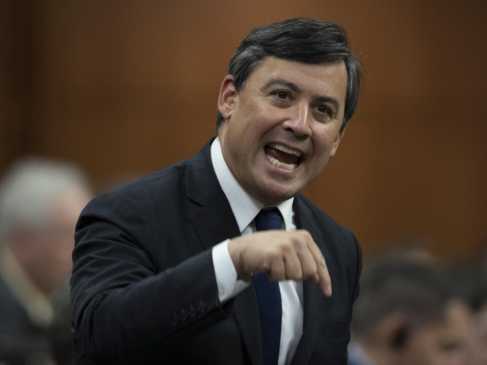 Ingérence chinoise : le dangereux jeu du sablier | Les relations Canada ...