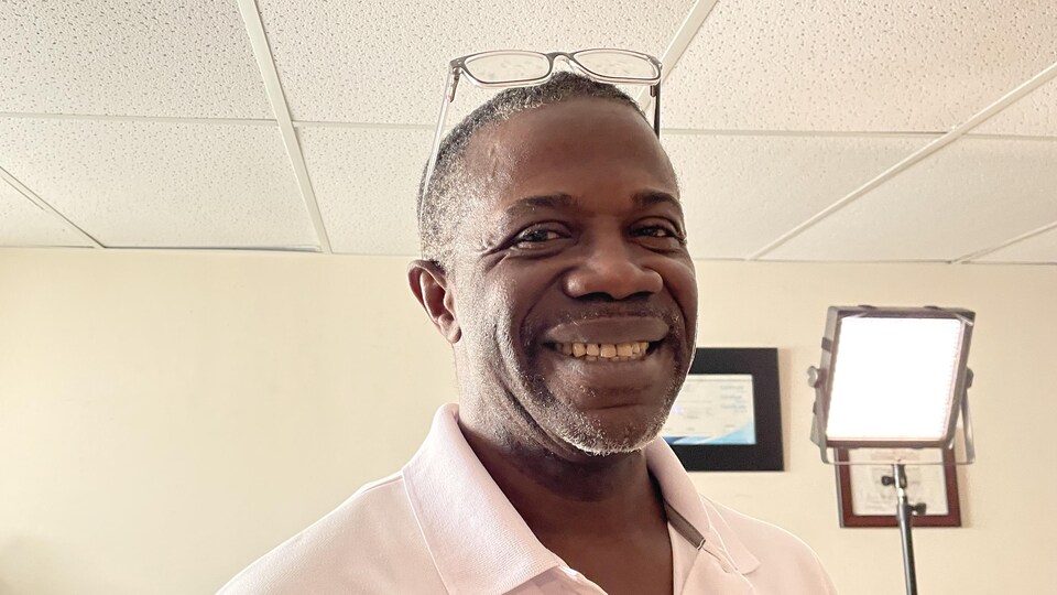 Des jeunes de la Côte d’Ivoire jouent sur les planches du Théâtre ...