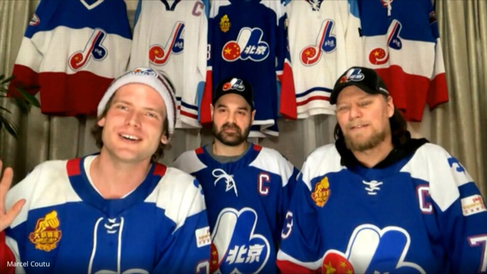 Les Expos de Pékin frappent des coups de circuit sur la glace | Radio ...