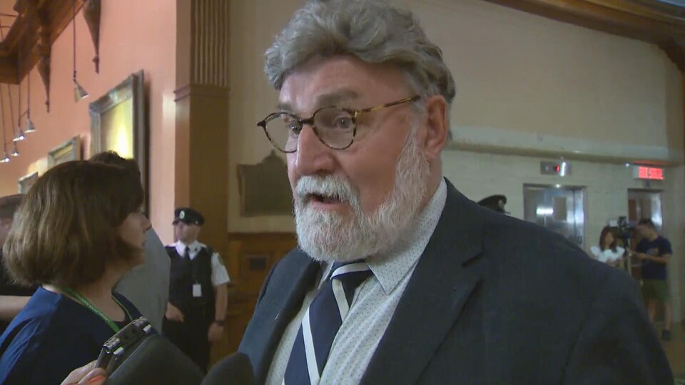 Les Franco-Ontariens oubliés du discours du Trône | Radio-Canada.ca