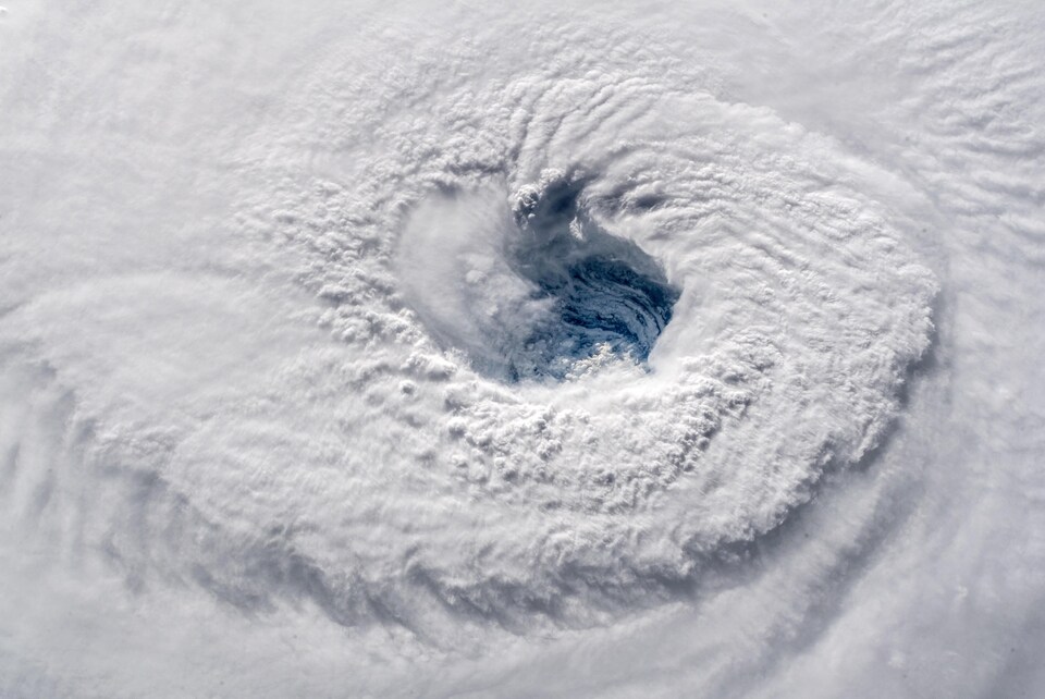 Difference Entre Typhon Tornade Ouragan Cyclone - Communauté MCMS Difference Entre Typhon Tornade Ouragan Cyclone - Communauté MCMS