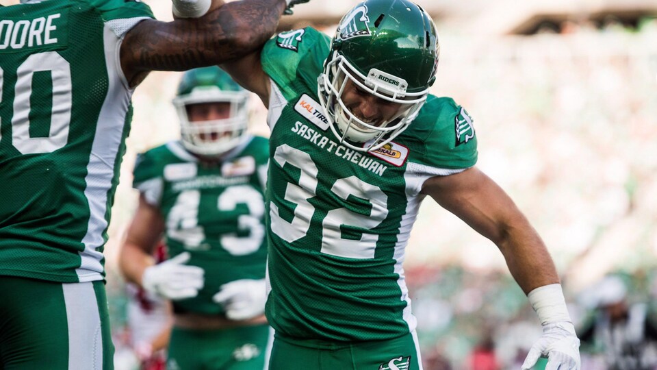 Alexandre Gagné des Roughriders prépare déjà son après-carrière | Radio ...