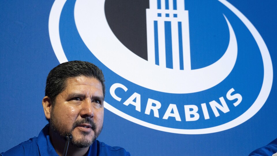 Anthony Calvillo continue d'inspirer les quarts, actifs comme anciens ...