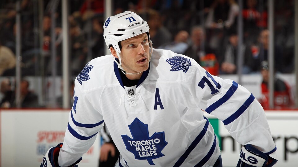 Les Golden Knights envoient le contrat de David Clarkson aux Leafs ...