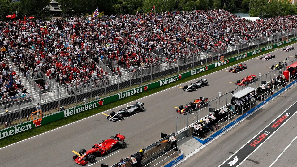 La F1 pense à revenir aux années 70 sur les grilles de départ | Radio ...