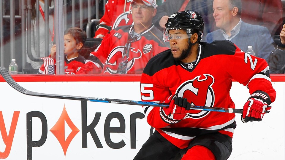 Devante Smith-Pelly avec les Capitals | Radio-Canada.ca