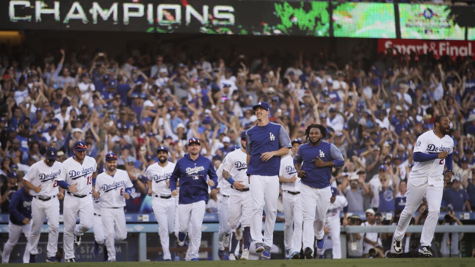 Les Dodgers toujours rois de l'Ouest dans la Nationale | Radio-Canada.ca