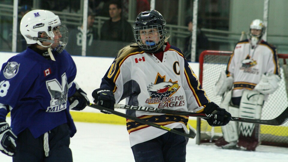 La passion du hockey d’Emma Maltais, de Burlington à Pékin, en passant ...