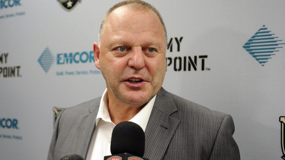 Gerard Gallant, premier entraîneur des Golden Knights | Radio-Canada.ca