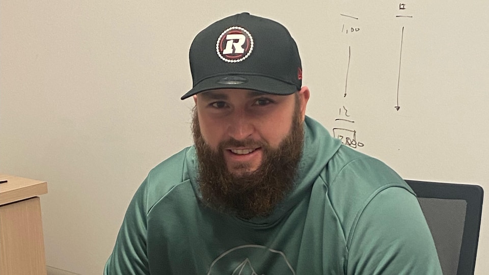 Le Rouge et Noir fait l’embauche controversée du joueur de ligne ...