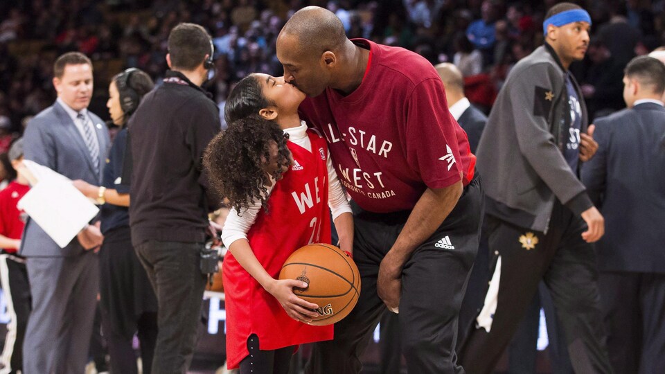 Kobe Bryant dans la mémoire des Raptors de Toronto | Radio-Canada.ca