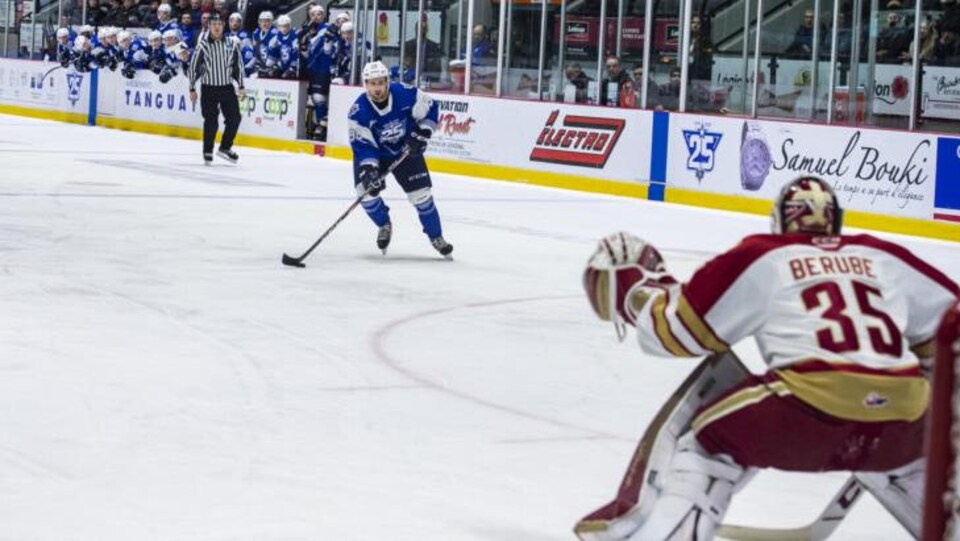 Chronique sportive avec René Levesque