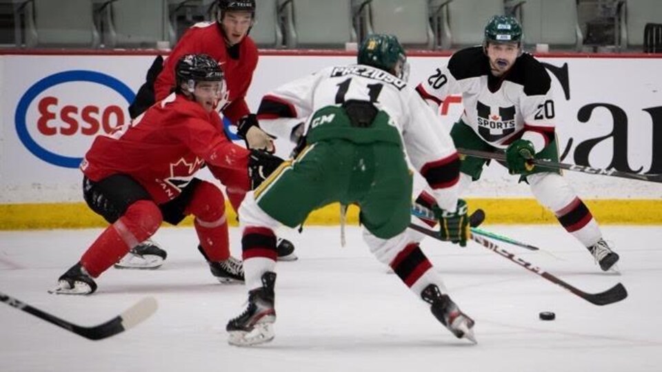 La sélection de Lukas Cormier fait bien des heureux | Radio-Canada.ca