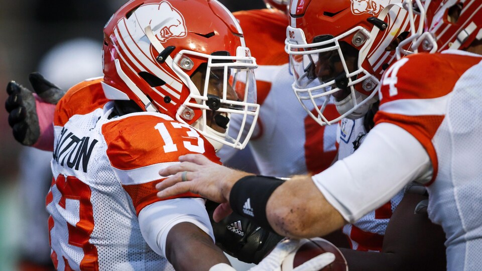 Tyrell Sutton réussit son entrée avec les Lions | Radio-Canada.ca