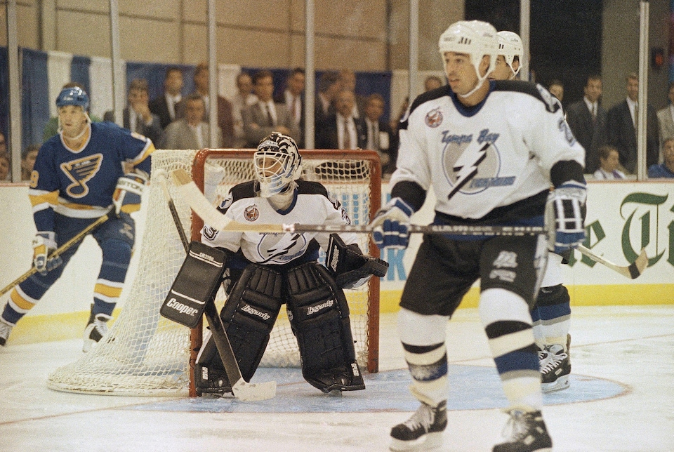 Première femme dans la LNH : Manon Rhéaume se souvient de ses débuts ...