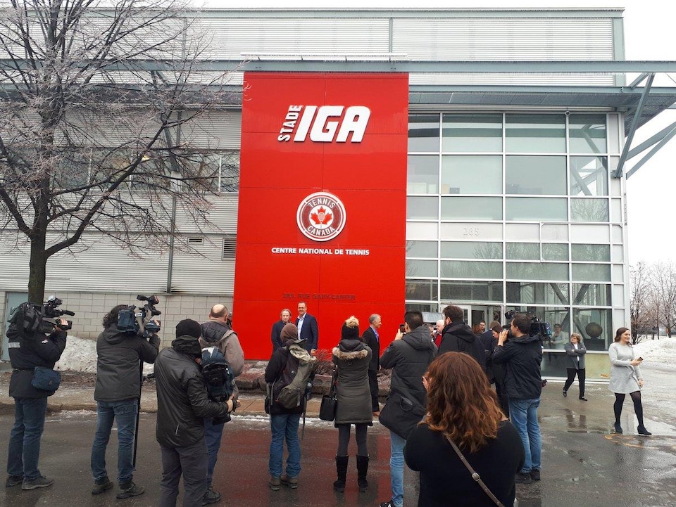 Le stade Uniprix devient le stade IGA | Radio-Canada.ca