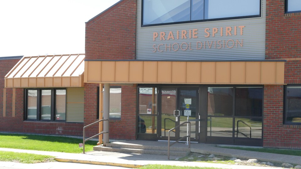 Fin du transport scolaire pour des élèves en immersion : Prairie Spirit ...