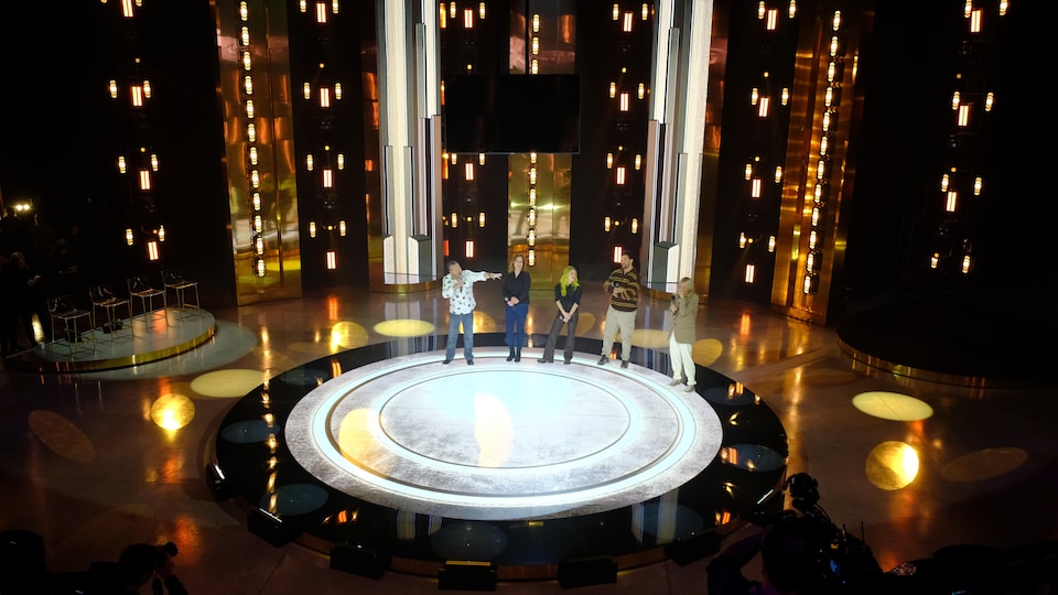 Sur le plateau de Zénith, la nouvelle compétition musicale d’ICI Télé ...
