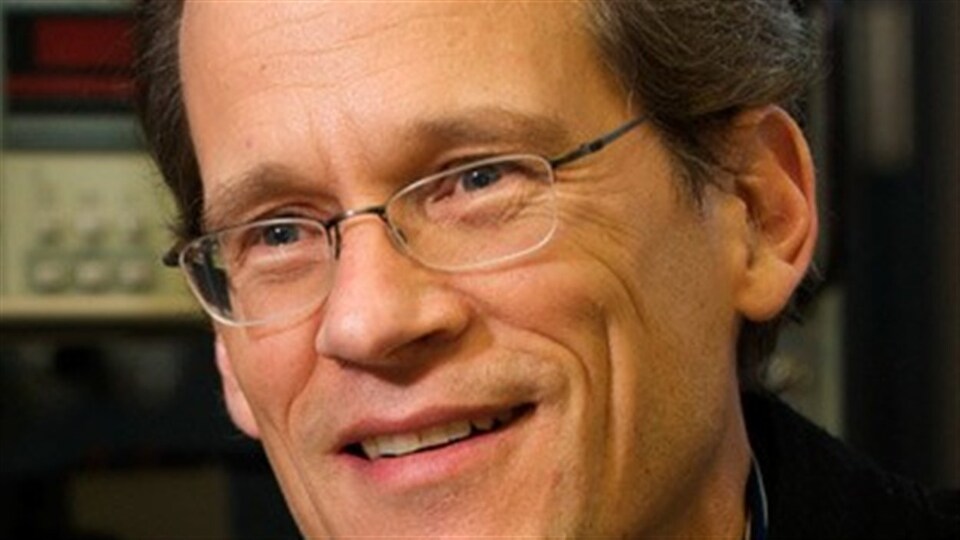 Un chercheur de l'Université de Sherbrooke honoré en France