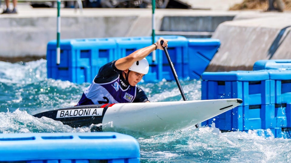 Alex Baldoni représente le Canada en canoë-kayak aux olympiques