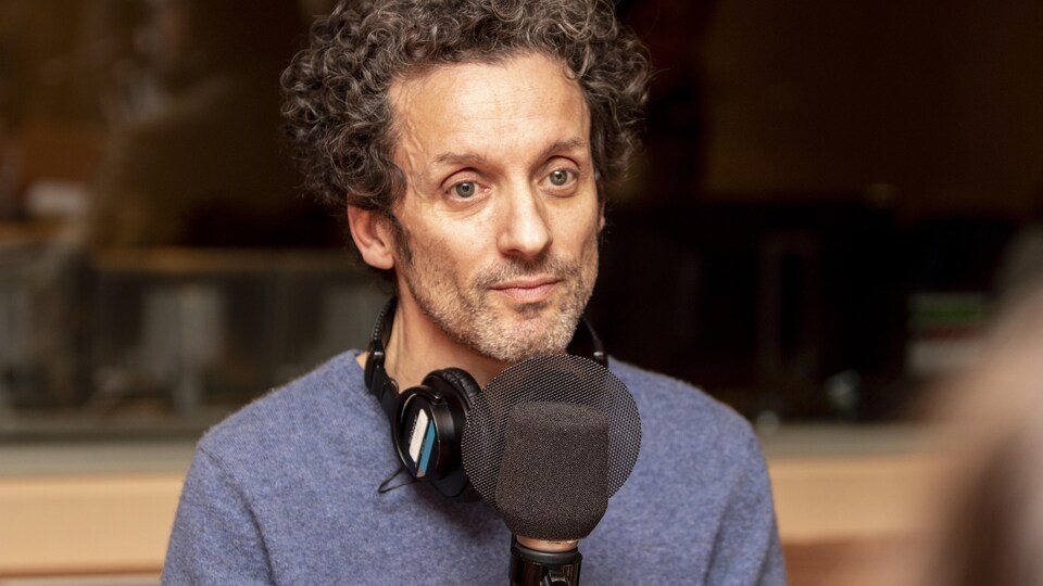 L'humoriste André Sauvé et son rapport particulier à l'écriture