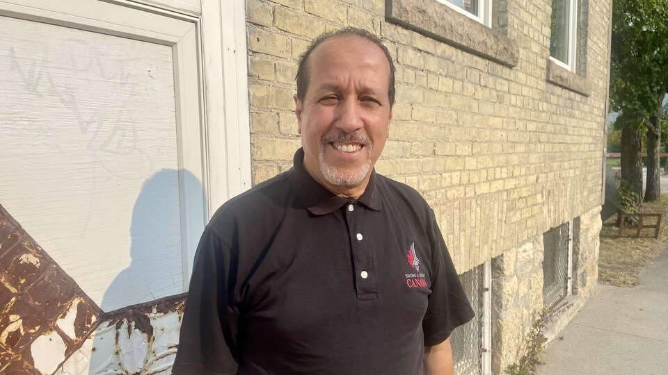 Un entraîneur fier de la médaille en escrime regrette que le Canada y ...