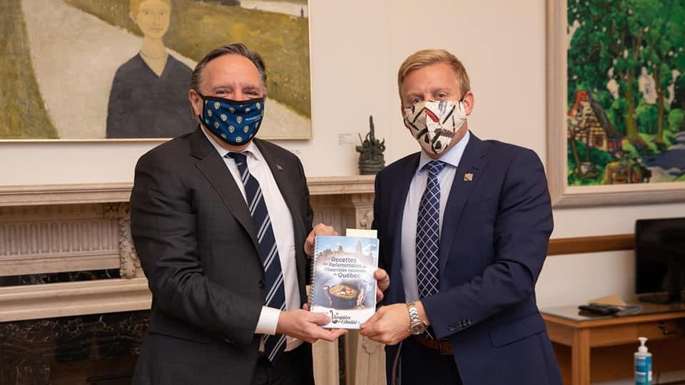 Les parlementaires québécois livrent leurs recettes de cuisine