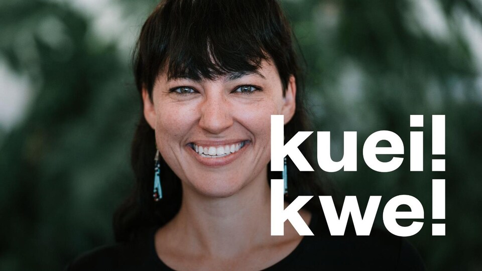 Une première collection de vêtements pour l’artiste visuelle Caroline ...